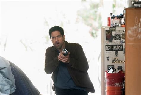 Criminal Minds Evolution Season 16 Ep 8 Image Voit Gets Desperate