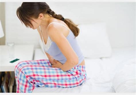 Green Vomit Causes Symptoms Diagnosis And Treatment