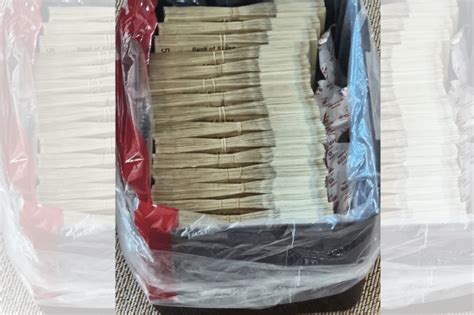 Gold Bars Cash Bundles In Kimchi Boxes Millions Seized From S Korea