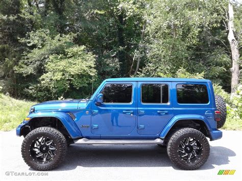 2020 Ocean Blue Metallic Jeep Wrangler Unlimited Sahara 4x4 142566446
