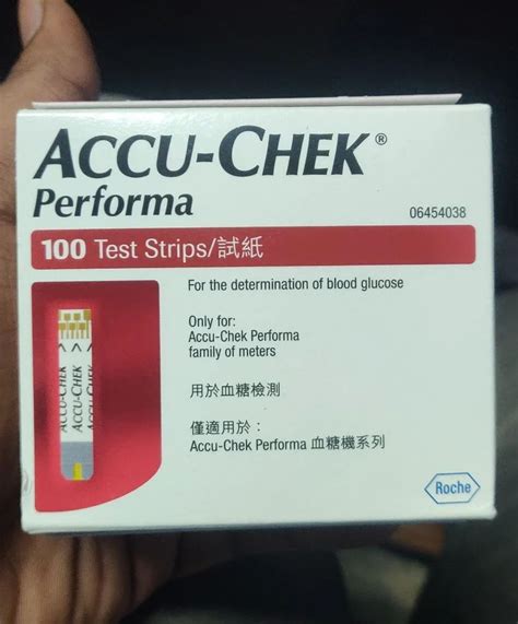 Accu Chek Number Of Test Strips 100 Stripes 33 X 18 X 07 Inches At Best Price In Chennai