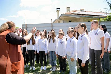 Hristijan Денеска со особено задоволство присуствував на поставувањето на камен темелникот на