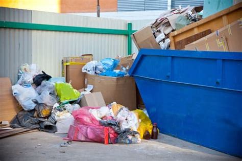 Skip Bin Hire Brisbane Ipswich Logan Walk in skip bin 3 12M³