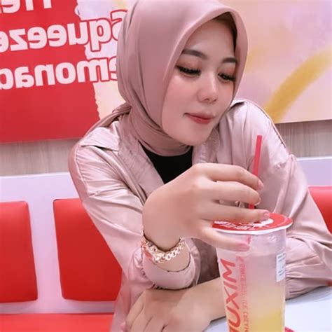 Shienta abella (@shienta_abella_) • Threads, Say more