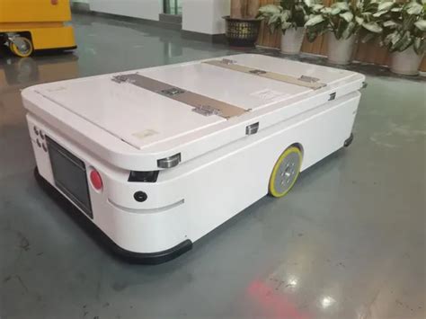 New Designed Towing Agv Robot With Lidar Slam Navigation Conveyor And Agv