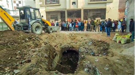 Sambhal Excavation Sparks Controversy Ram Mandir Priest Claims Hindu