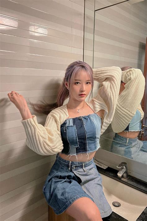 Intip Ootd Casual Nan Seksi Vior Dzargon