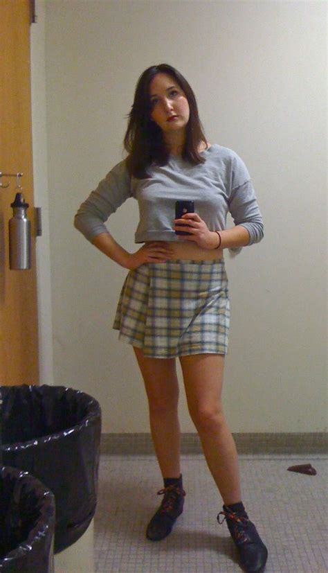 Liv Tyler Empire Records Costume