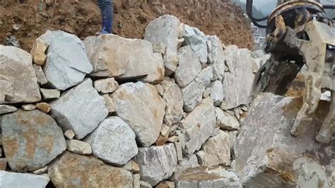 【글램핑장 부지 회전집게 석축 작업】 회전 그라플 코벨코 04 포크레인 Youtube