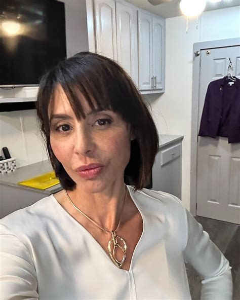 Meet Robert De Niros Eldest Adopted Daughter Drena De Niro The Former Model Has Worked With