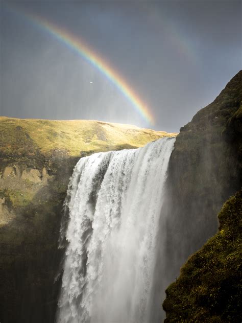 Rainbow Falls Moderate 2 4 Mile Hike In Co