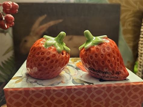 Strawberry Salt And Pepper Shakers Strawberry Salt And Pepper Shakers