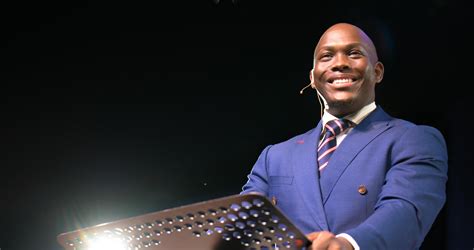 Vusi Thembekwayo Public Speaker Black Serpent