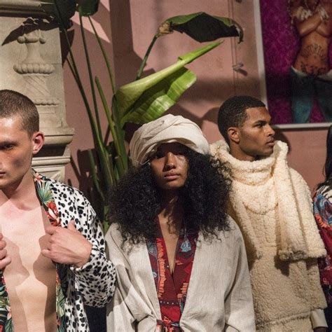 New York Fashion Week Photo Report Street Style Shows Parties And