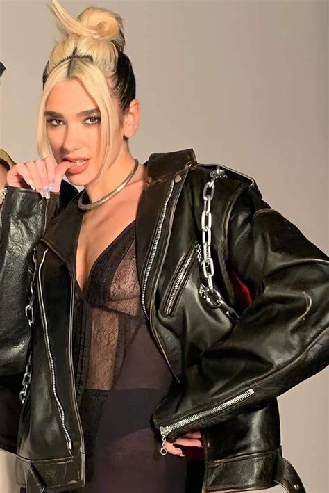 Foto De Dua Lipa See Through