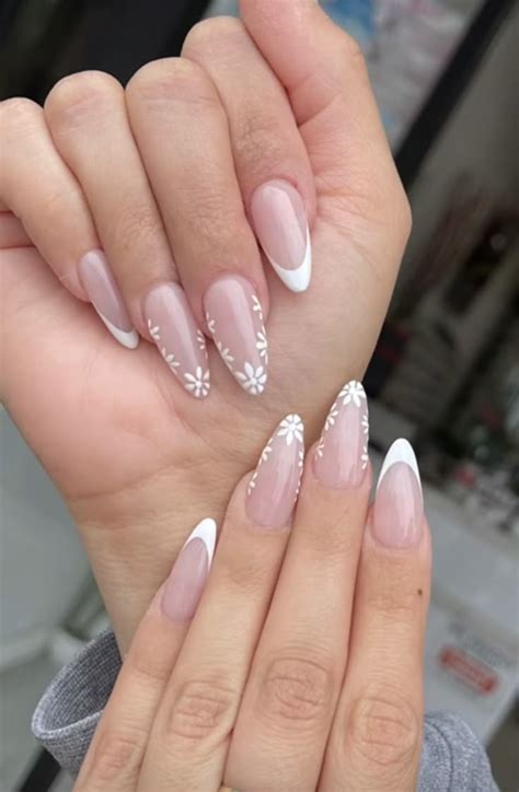 8 Diseños De Uñas Estilo Francés Que Te Harán Ver Diferente Son