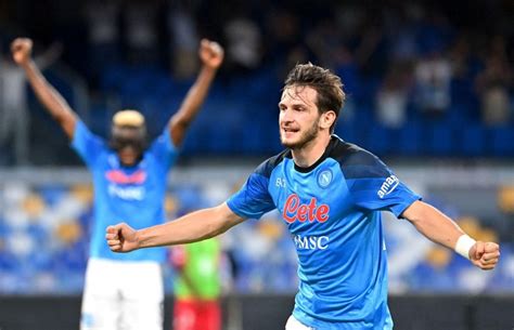 ხვიჩა კვარაცხელია ოქროს ბურთის კანდიდატთა სიაში ისევ დაწინაურდა