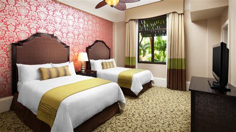 Hotels In Honolulu Hawaii The Royal Hawaiian A Luxury Collection Resort