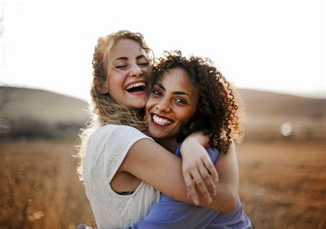 7 Benefits Of Hugging Lifestyle Take A Break