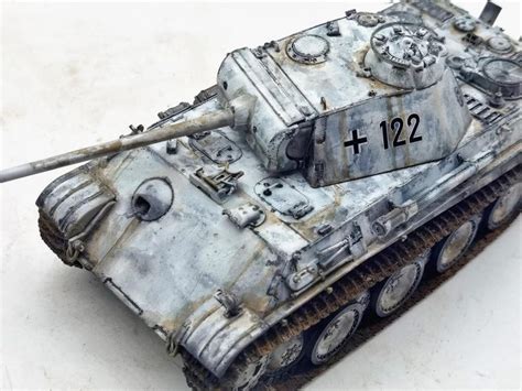 135 Wwii German Panther G Tank Winter Camouflage Built Model