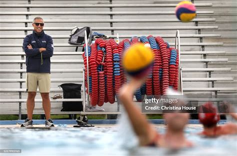 U.S. Women's water polo coach Adam Krikorian conducts practice at ...