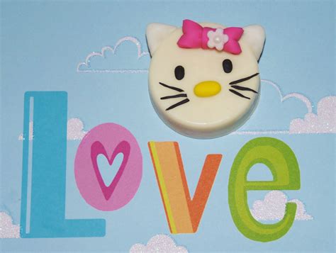 Hello Kitty Chocolate Covered Oreo Dessert Recipe