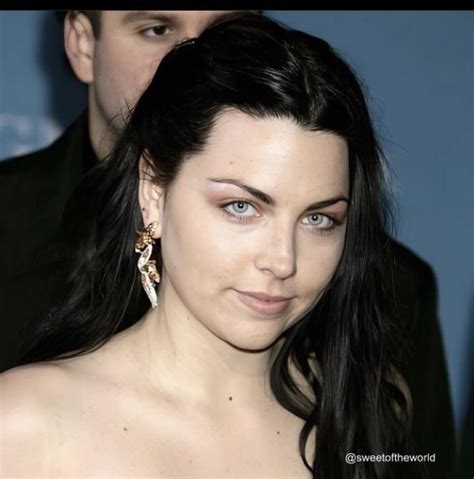 Amy Lee Sexy