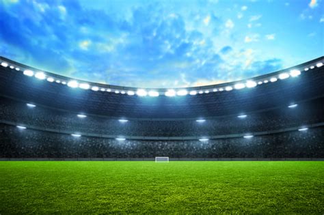 푸른 하늘 축구 배경과 함께 아무도 축구 경기장 필드를 비우지 마십시오 축구장에 대한 스톡 사진 및 기타 이미지 축구장 스타디움 풀 벼과 Istock