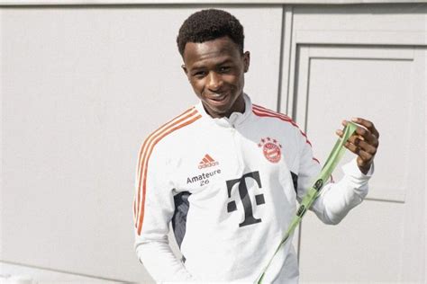 Officiel Mamin Sanyang Arrive Chez Les U23 Du Hanovre 96 Africafoot