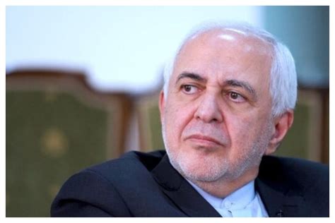 ظریف در محل یادبود سردار سلیمانی و ابومهدی المهندس عکس همشهری آنلاین