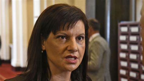 Даниела Дариткова Нямаше гласуване за субсидиите защото нямаше доклад Новини бг