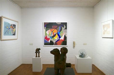 Kunstwerken In Uiteenlopende Technieken Bij Galerie Biessen Galerie