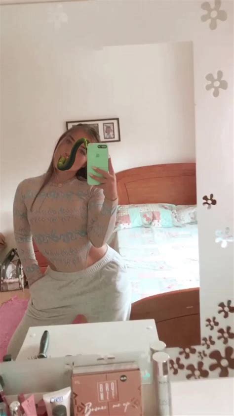 Girl Possessed By Alien Parasite G03 P05 By Evilgrlsnprettyfaces On