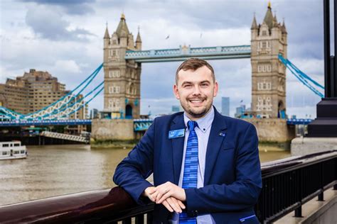 Lumo Debuts Gender Neutral Uniforms Onboard Hospitality