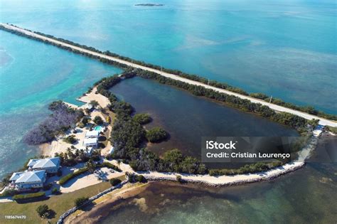 키 웨스트 플로리다 키스 미국에 가는 길에 유명한 7 마일 다리와 섬의 공중 보기 멋진 풍경 휴가 여행 여행 목적지 열대 풍경 플로리다 사주에 대한 스톡 사진 및 기타