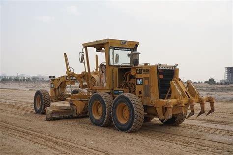 Buy The 2004 Caterpillar 160h Motor Grader