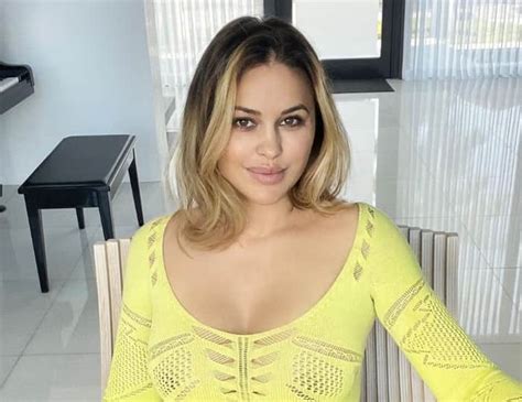 Andrea Abeli Height And Weight Bio Wiki Age Instagram Photo