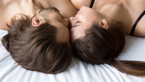 Distractions During Sex Tips To Train Your Brain For Better Intimacy HealthShots