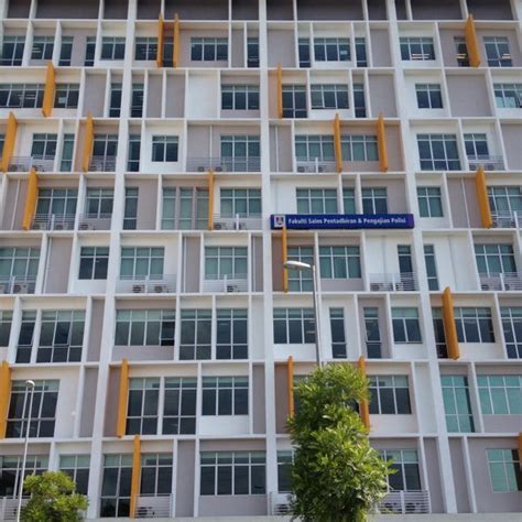 Fakulti Sains Pentadbiran Dan Pengajian Polisi