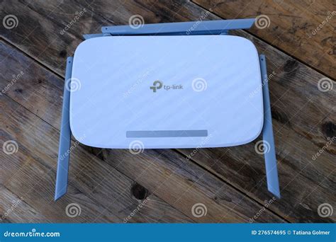 Wireless Router TP LINK Archer With Four Non Removable External Antennas For Better Search And