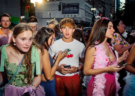 The New Yorker On Linkedin In September Dina Litovsky Captured A Sea Of Decked Out Harry