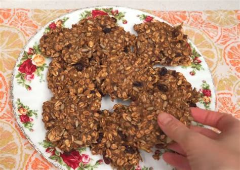 Рецепта за бисквити от банан с овесени ядки кулинарно бг