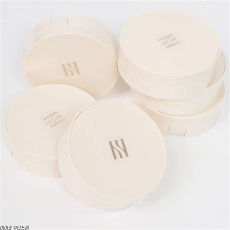 커버력 좋은 쿠션팩트 추천 촉촉한 헤라 스킨 래디언트 글로우 쿠션 6가지 전색상 비교 네이버 블로그