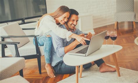 11 Practical Tips For Dating An Introvert Happier Human