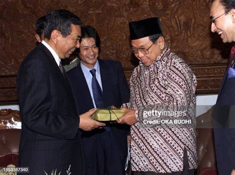 70 Republic Of Indonesia Alwi Shihab Photos And High Res Pictures Getty