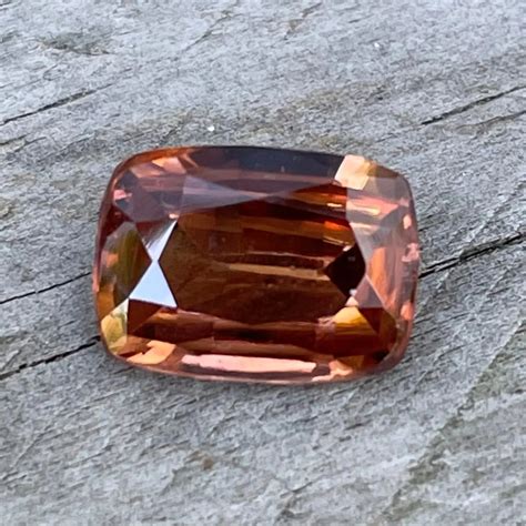 Natural Brown Zircon Sapphire Pal