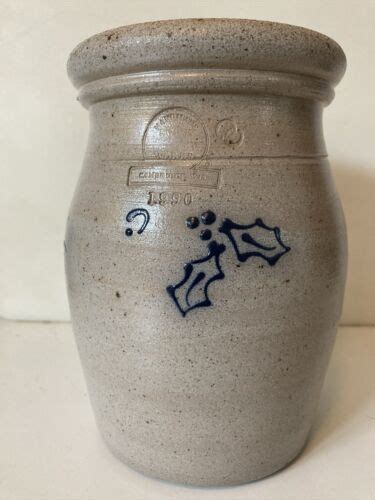 Vintage 1990 Rowe Pottery Santa Claus Christmas Tree Salt Glazed Crock