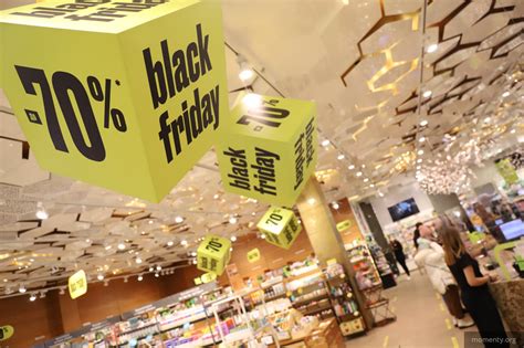 В «Золотом яблоке» запустили продажу виниловых пластинок и проигрывателей