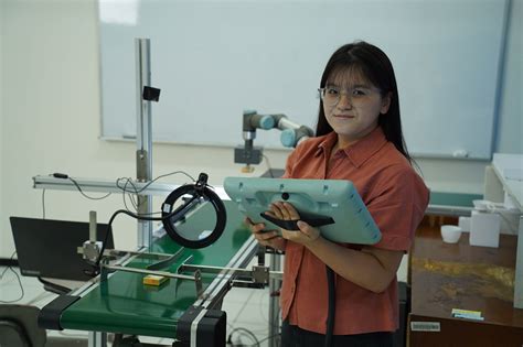 Universitas Kristen Petra Electrical Engineering