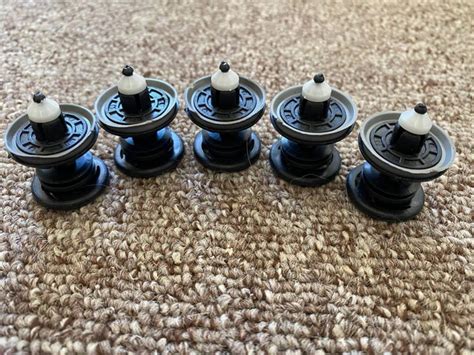 TOYOTA PANNELLO PORTA Fissaggio Scheda Clip Taglio Interno Plastica EUR 4 48 PicClick IT